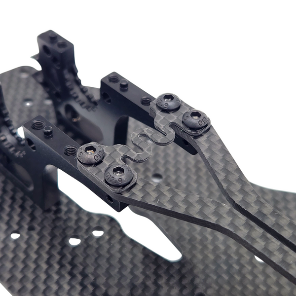 INOV8 Carbon Topdeck Flex Brace for XRAY X4'26 (Soft) - RC MAKER